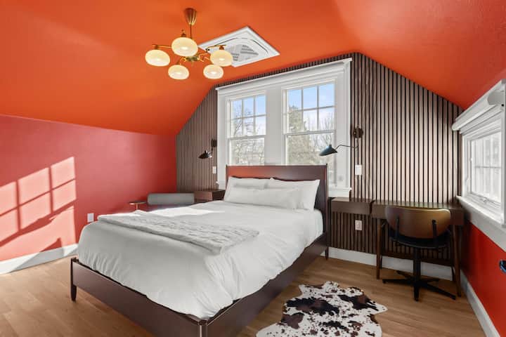 The Gallileo Room - Boise, ID