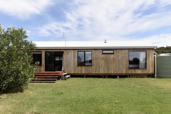 Sisters Beach Hideaway - A Coastal Escape - Boat Harbour Beach