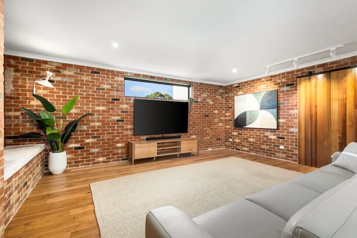 Luxury Bellbrae Retreat W  Pool, Spa & 12 Guests - Anglesea