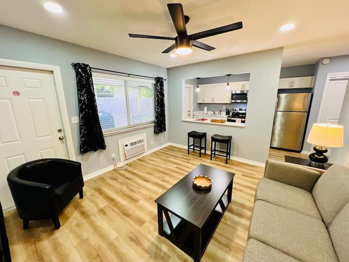 Close To Wilton Drive - 포트로더데일