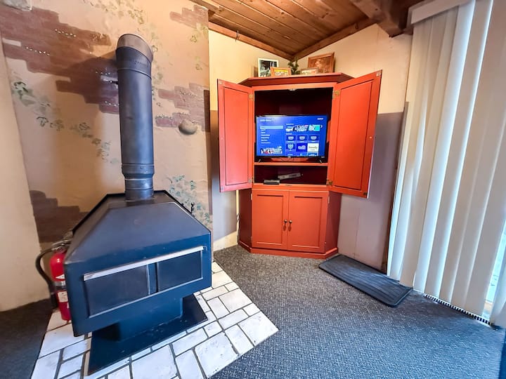 Windsong Lodge Unit 1 ~ Powderhorn Ski Village - Ironwood, MI