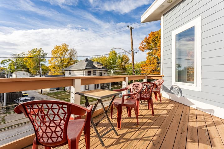 Spacious Luxe Home | Private Yard | Bbq | Near Fs - Indianapolis, IN