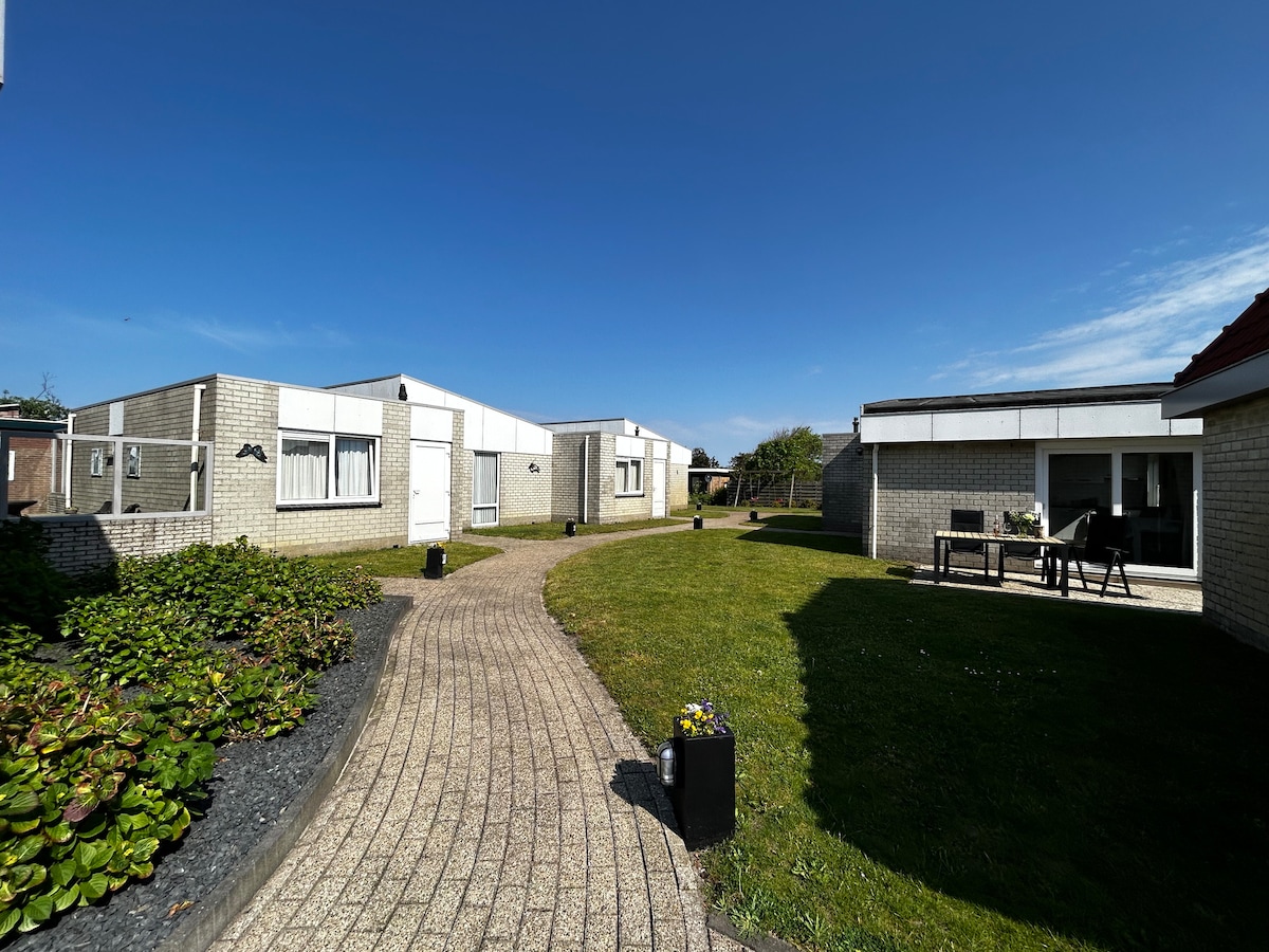 Bangalô Noordzee A - Bangalôs para Alugar em Julianadorp, Noord-Holland ...