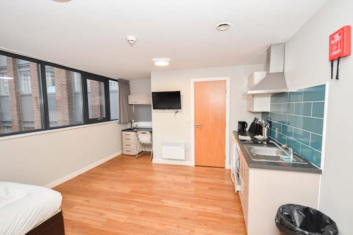Convenient Budget Studio In Central Sheffield - Sheffield