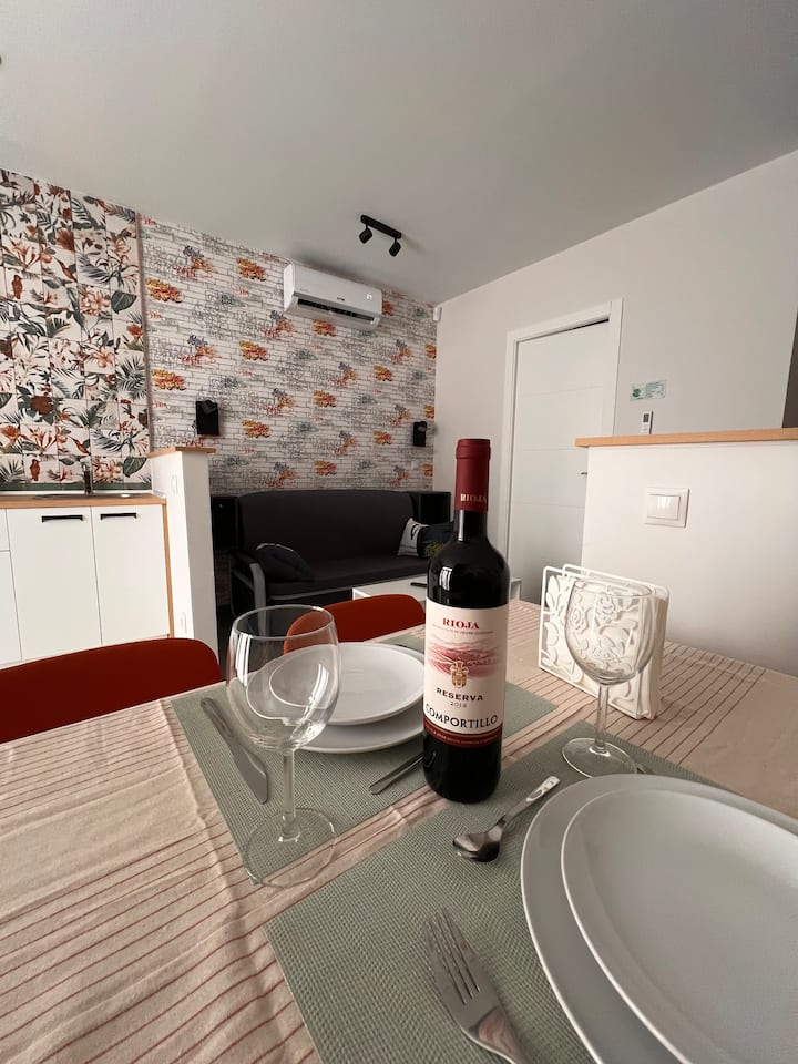 R4 Trabajo Y Descanso Premium Junto A Metro Madrid - Madrid