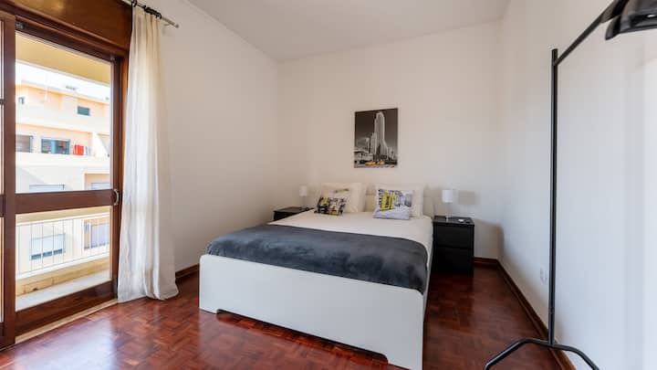 Cosy 3bdr Flat Near University By Lovelystay - Faro