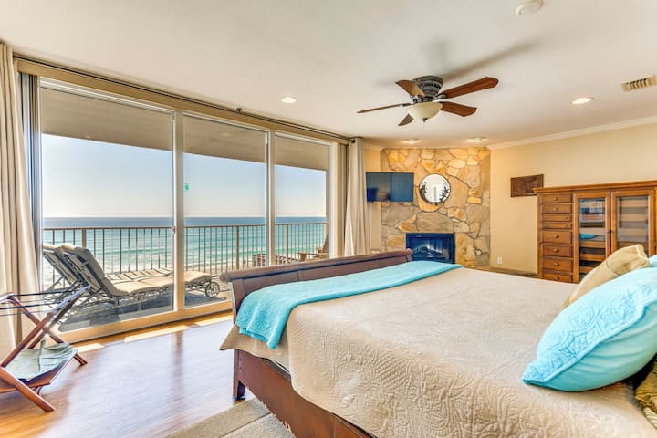 Gulf-front 2br * Two Balconies * Stunning Views - Pensacola Beach, FL