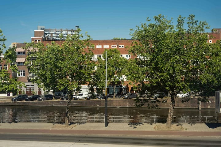 Hotel Runs Entirely On Solar & Wind Energy - Amsterdam