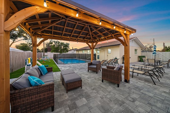 Diamond's Retreat | Private Pool + Kid's Play Area - Sarasota, FL