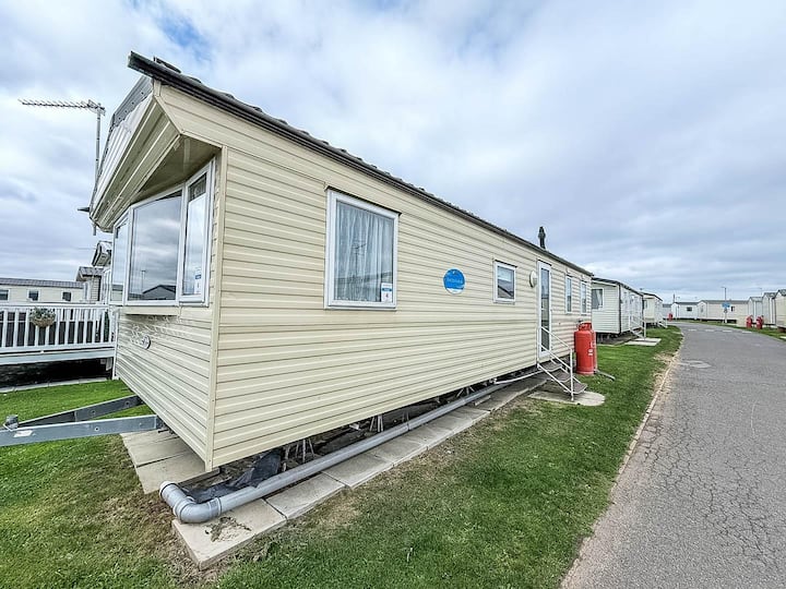 Caravan At California Cliffs, Norfolk Ref 50004g - Caister-on-Sea