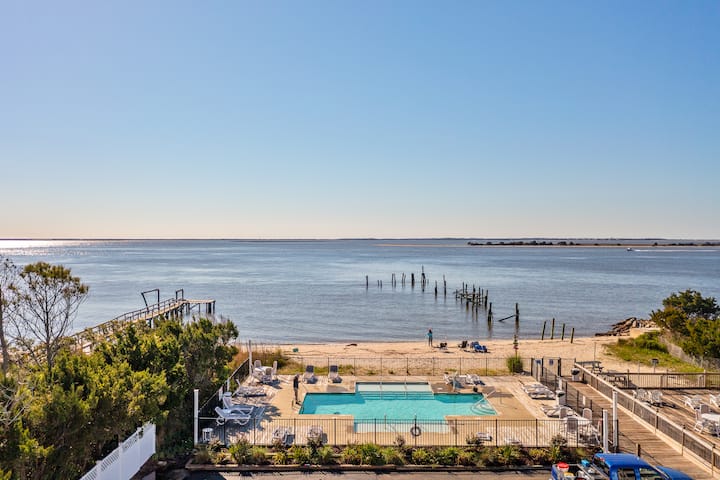 River Hotel #110 - Bald Head Island, NC