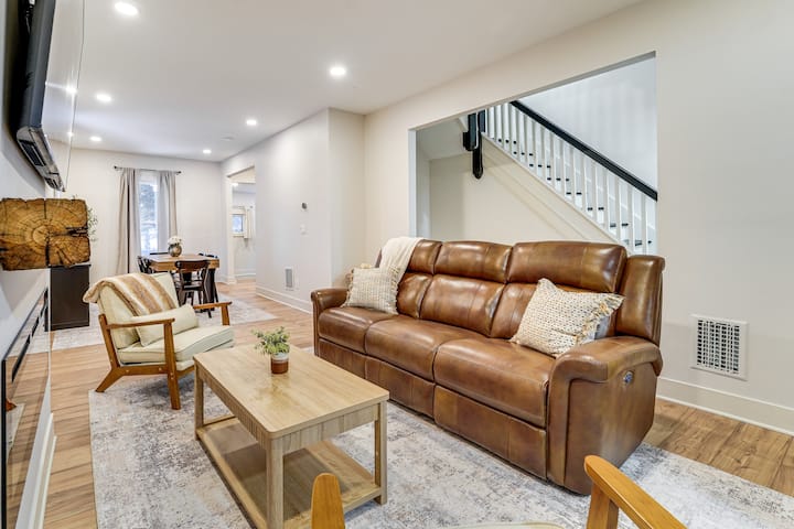 Game Room & Backyard: Modern Altoona Home! - Altoona, PA