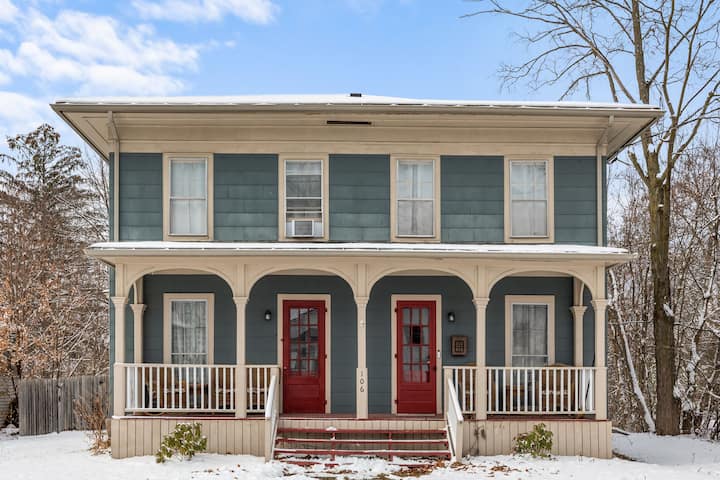 Victorian Home In Pen Yan ~ 1 Mi To Keuka Lake! - Penn Yan, NY