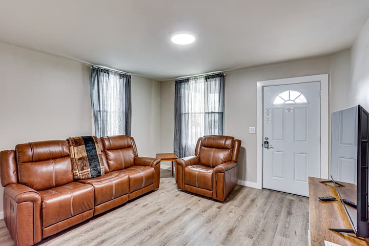 2 Mi To Dtwn Harrisburg! Convenient Duplex - Harrisburg, PA