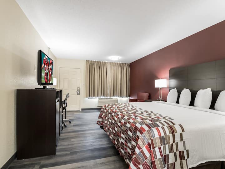 Stay Close To History W/ Patriot Park Nearby Room - Dandridge, TN