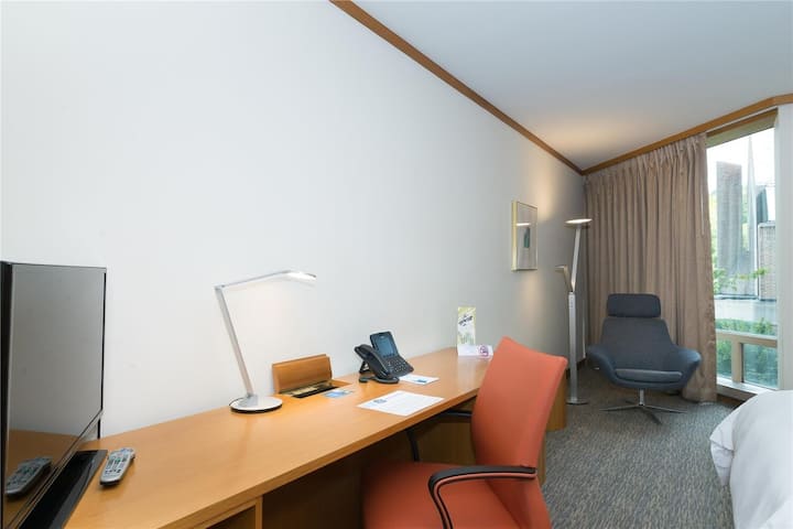 2 Double Guest Rooms Near Nature Paths & Parks - Peekskill, NY