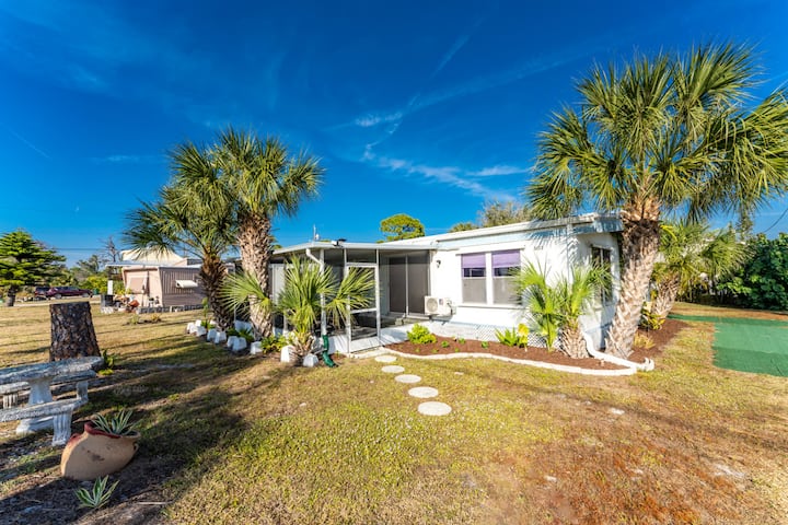 Waterside Retreat - Englewood, FL