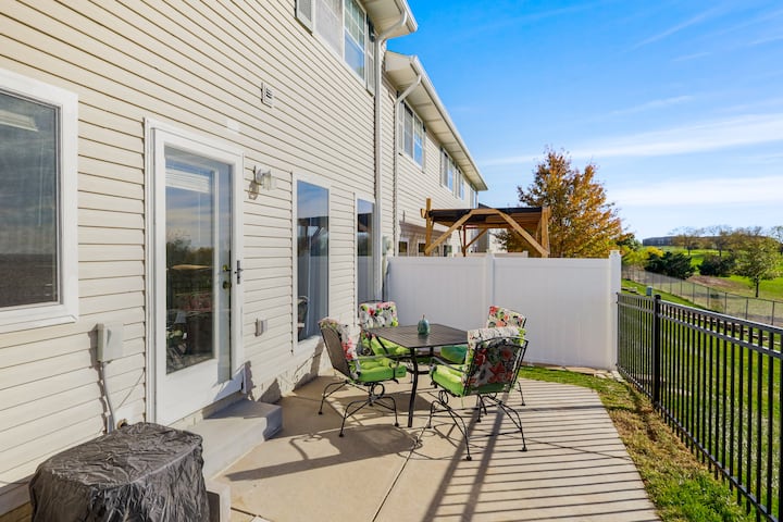 6 Mi To Memorial Stadium: Family Escape In Lincoln - James Arthur Vineyards, Raymond