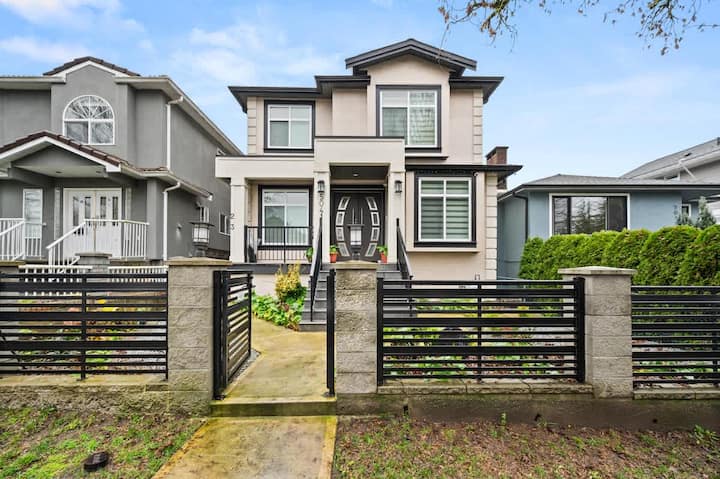 Bright & Clean 4br Vancouver Basement Suite - Vancouver