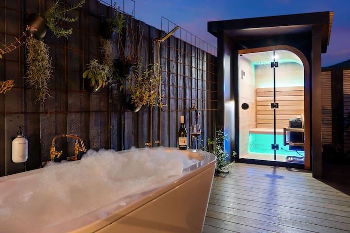 The Nest | Couples Outdoor Bath + Sauna - Rye