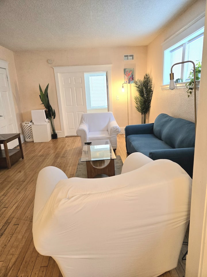 Yomi Sage Dt Minneapolis - Minneapolis, MN