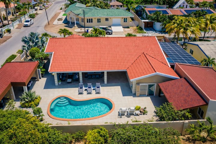 Moko Nest • 5-bed Luxury Pool Villa By Bocobay - Aruba