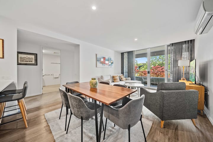 Tranquil 1-bed Apartment In Kingston Foreshore - Queanbeyan