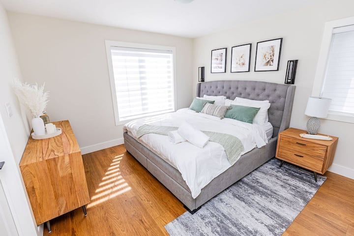 Sauna, Hot Tub & Heated Pool Blue Mountain Getaway - Collingwood