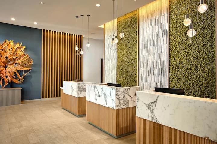 Family Fun On Disney: Full Kitchen, Pool - Orange, CA