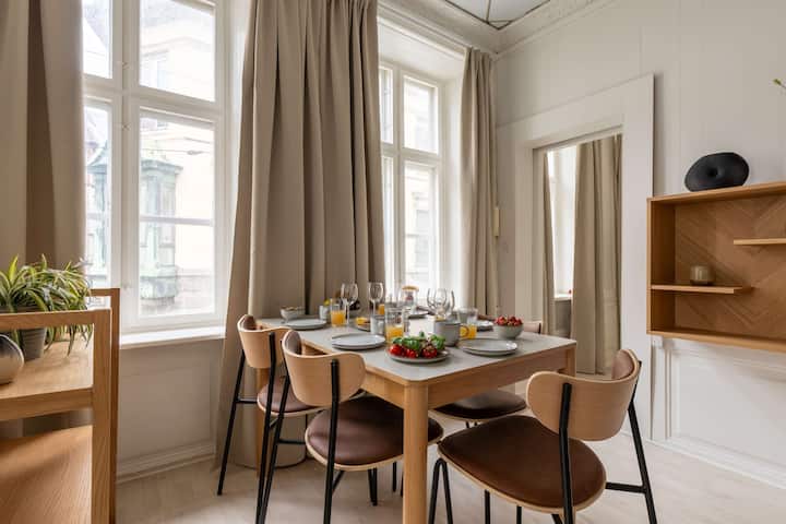 Homey 2br For 6 Near Strøget - Copenhague