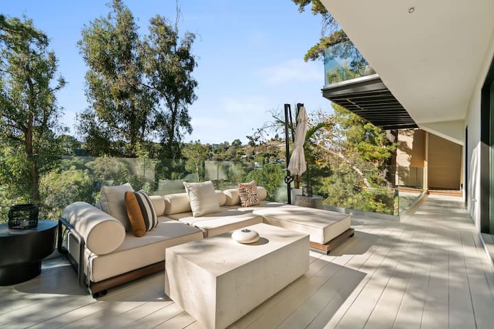 New Listing! Sunset Retreat By Colby&conrad! - Beverly Hills
