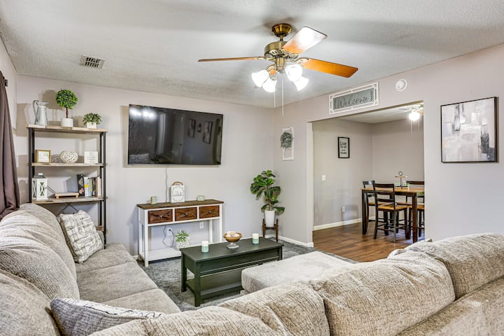 12 Mi To Dtwn Savannah: Remodeled Family Getaway! - Pooler, GA