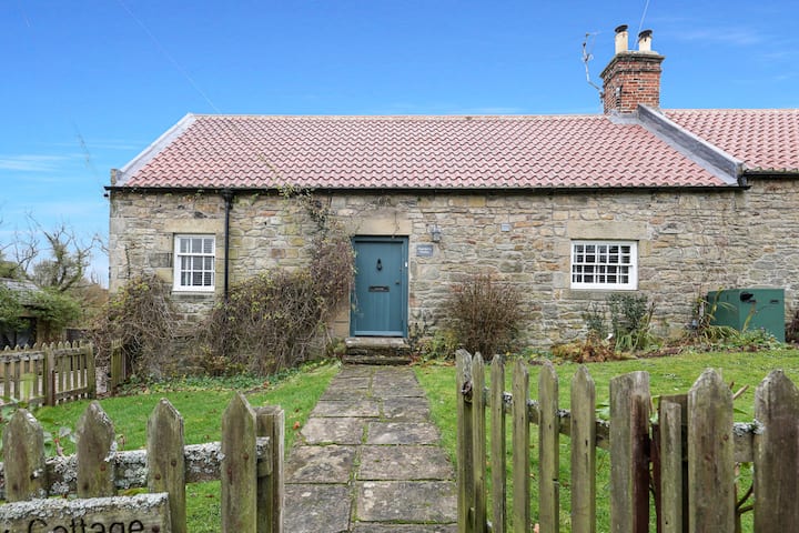 Two Hoots - North East Escapes - Rothbury