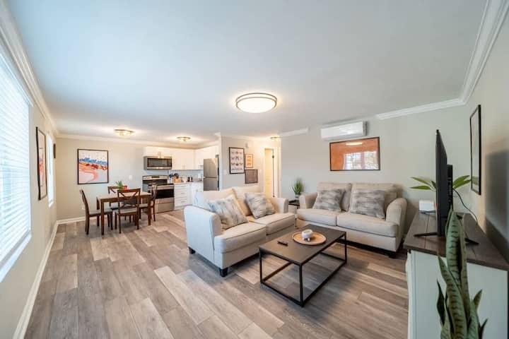 Ov Mosaic - Cove Suite - Norfolk, VA