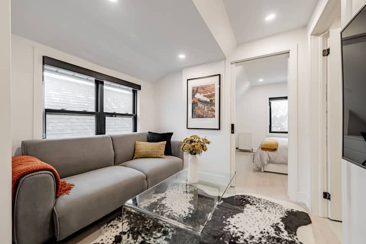 Leslieville 1br Close To Queen St East - Toronto