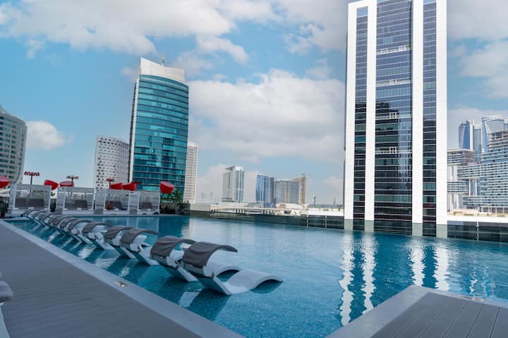 Luxury 2br Views And Balcony Business Bay - Dubái