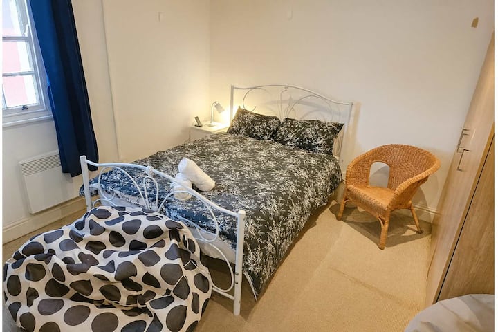Stylish 1-bed Flat In Trendy Montpelier, Bristol - Bristol