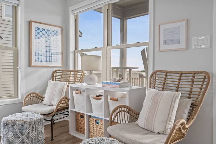 Modern Serenity Point Oasis | Oceanview | King Bed - Topsail Beach, NC