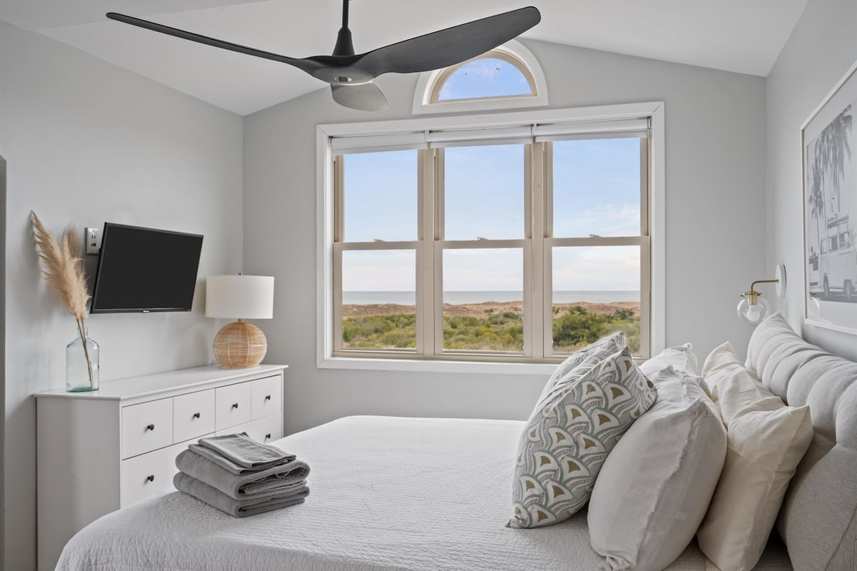 Oasis moderne de Serenity Point | Vue sur l'océan | Très grand lit ...