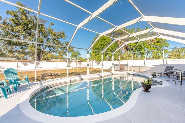 Relax In Private Pool, Pet Friendly, Near Beach - Longboat Key, FL