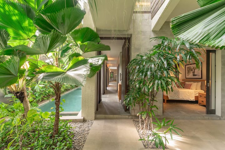 Spacious 4br Villa Near Canggu Beach & Restaurants - Australia