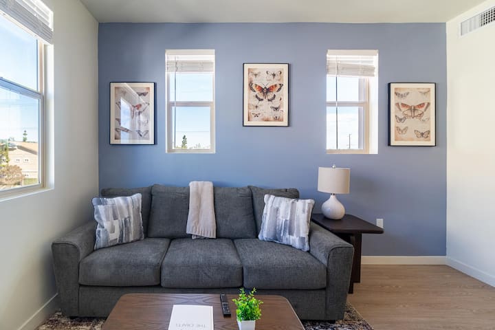 Landing | Beautiful 1bd, Game Room, Yoga Studio - Murrieta, CA