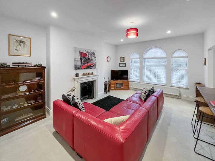 Rooftops @ No83 - Saint Leonards