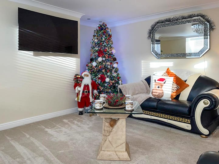 Royal Border Retreat - Saint Abbs