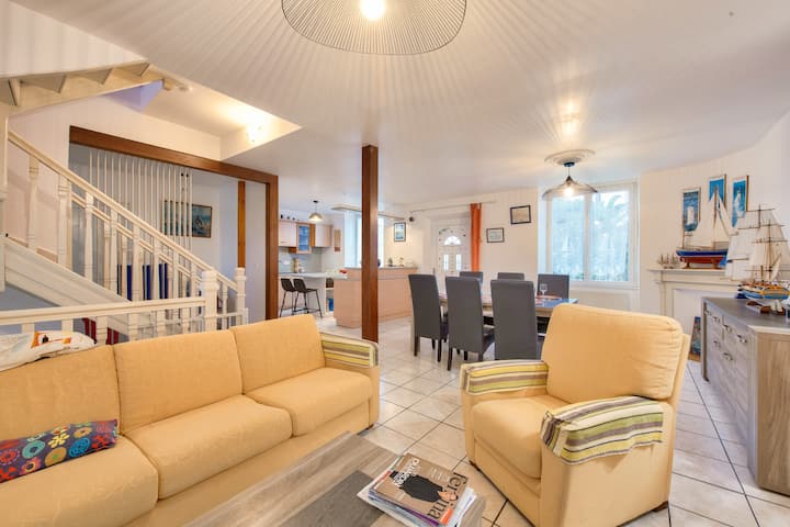 800m Plage - Grande Maison Pour 6 Avec Billard - Plouguerneau