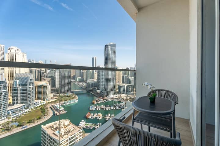 Guestready | Studio | Cozy Apt With Marina View - Dubai