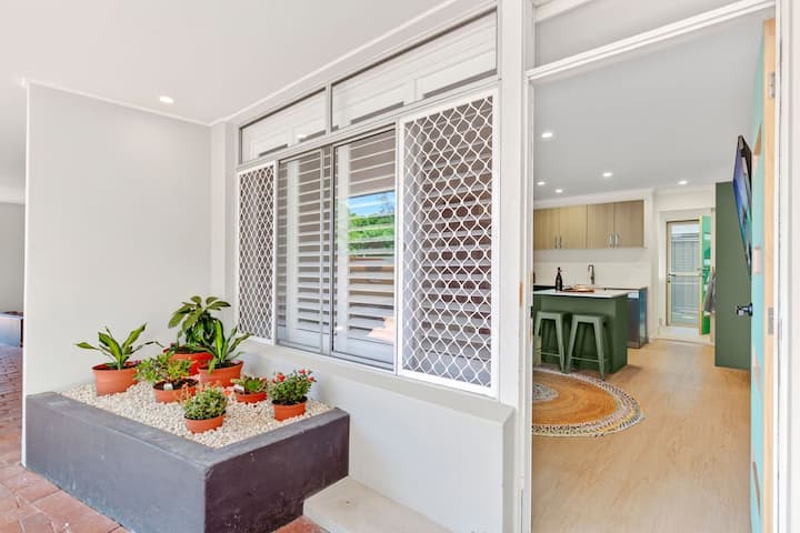 Saltbush Beach Pad - Coffs Harbour