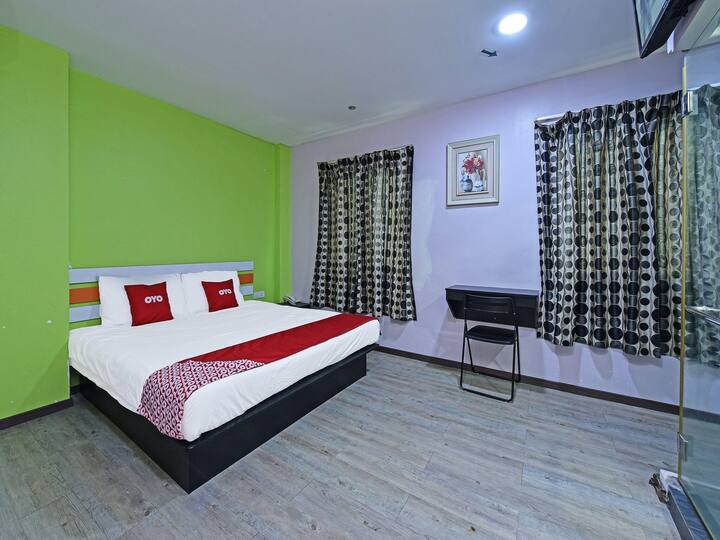 Deluxe King Escape | Spacious Stay In Kuala Pilah - Kuala Pilah