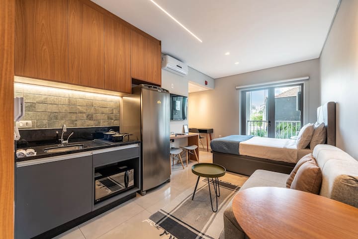 Pool & Gym Next To The Metro – H104 - Pinheiros