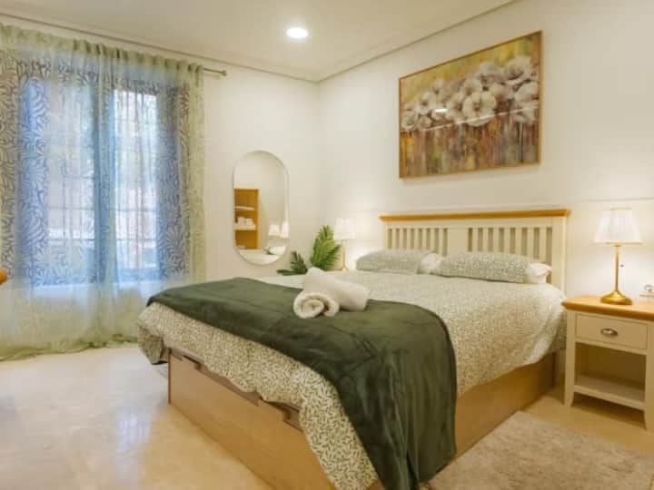 ÉLégant Et Moderne, Finitions, 2 Chambres, 1 Salle - Séville